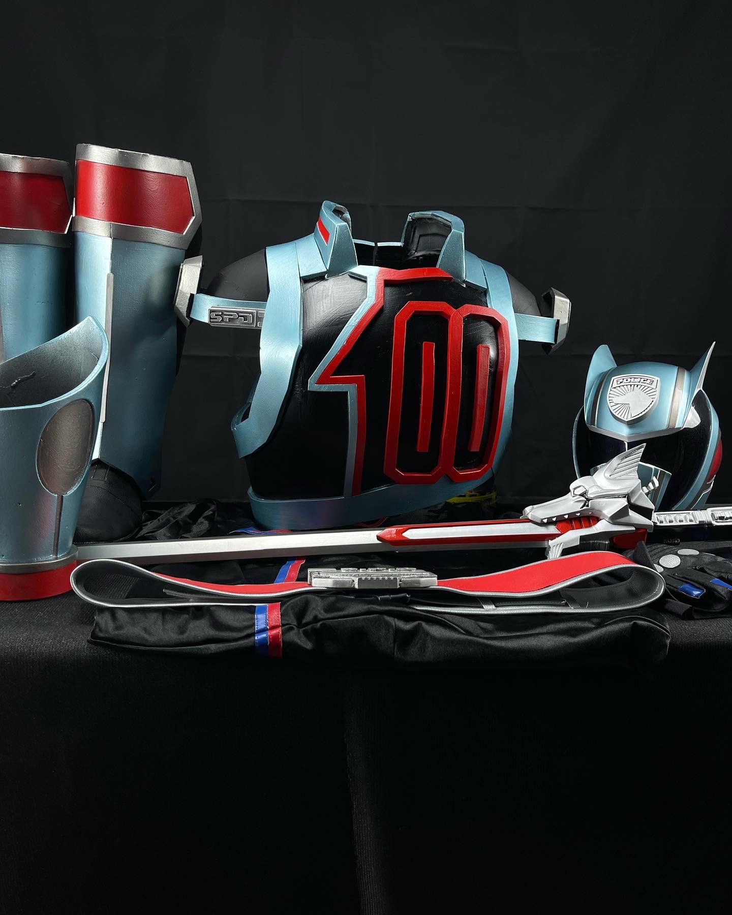 Deka Master – S.P.D. Shadow Ranger Cosplay Costume – Transform Studio