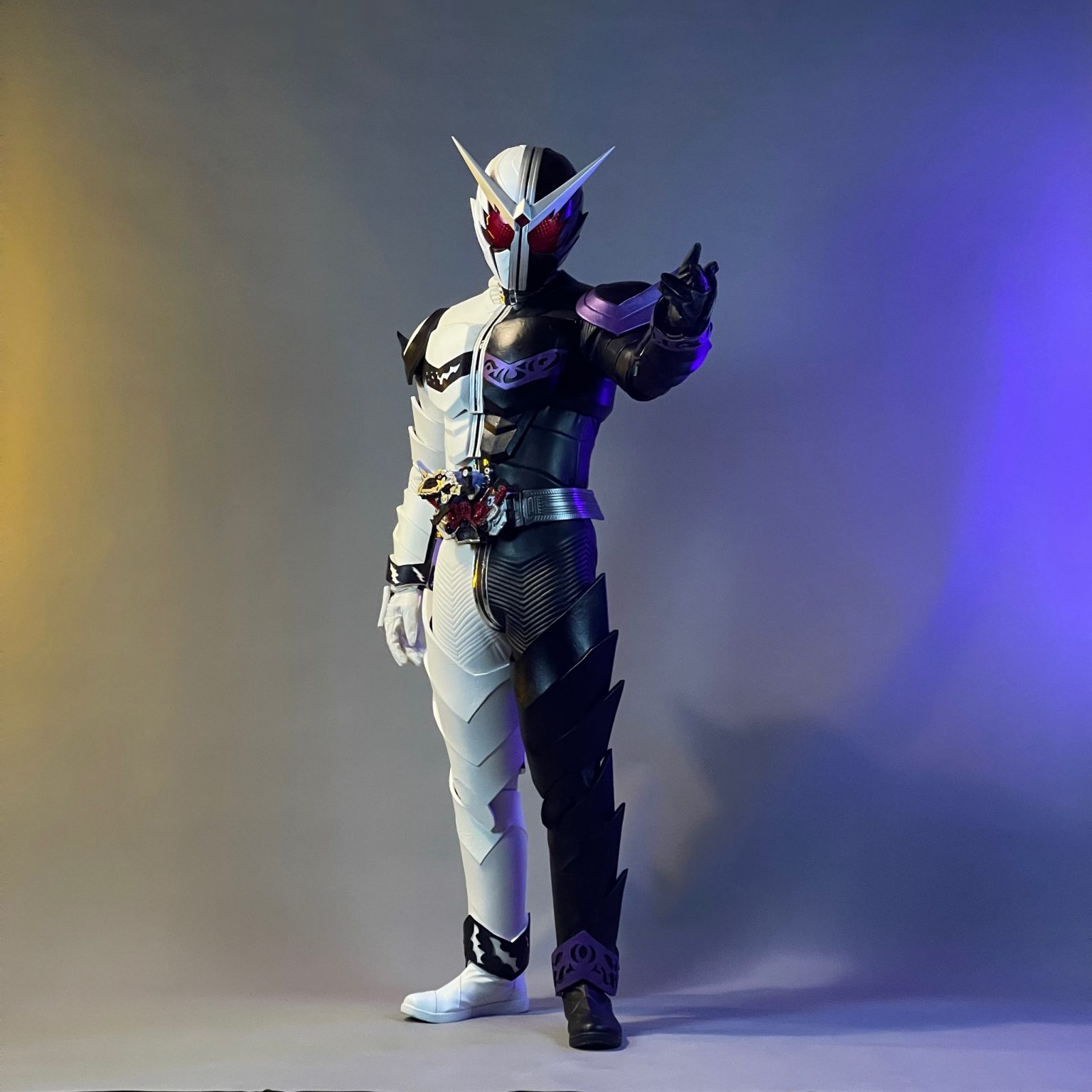 Kamen Rider W Fang Joker Cosplay Costume – Transform Studio